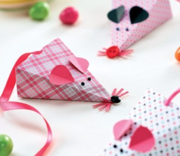 Mouse Papercraft Box Template - Free Card Making Downloads | Papercraft ...