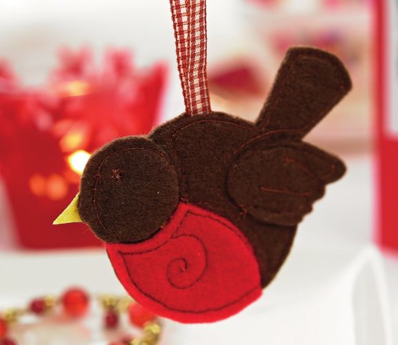 Robin Christmas Cards And Decorations - Free Card Making Downloads ...