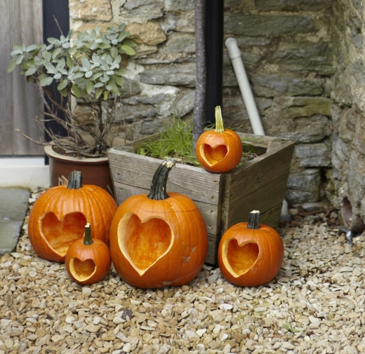 Carved Heart Pumpkins - Free Craft Project – More Crafts - Crafts ...